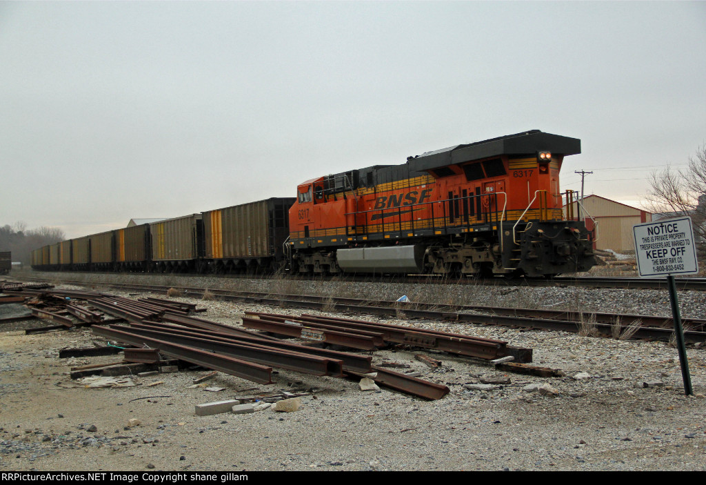 BNSF 6317 works dpu.